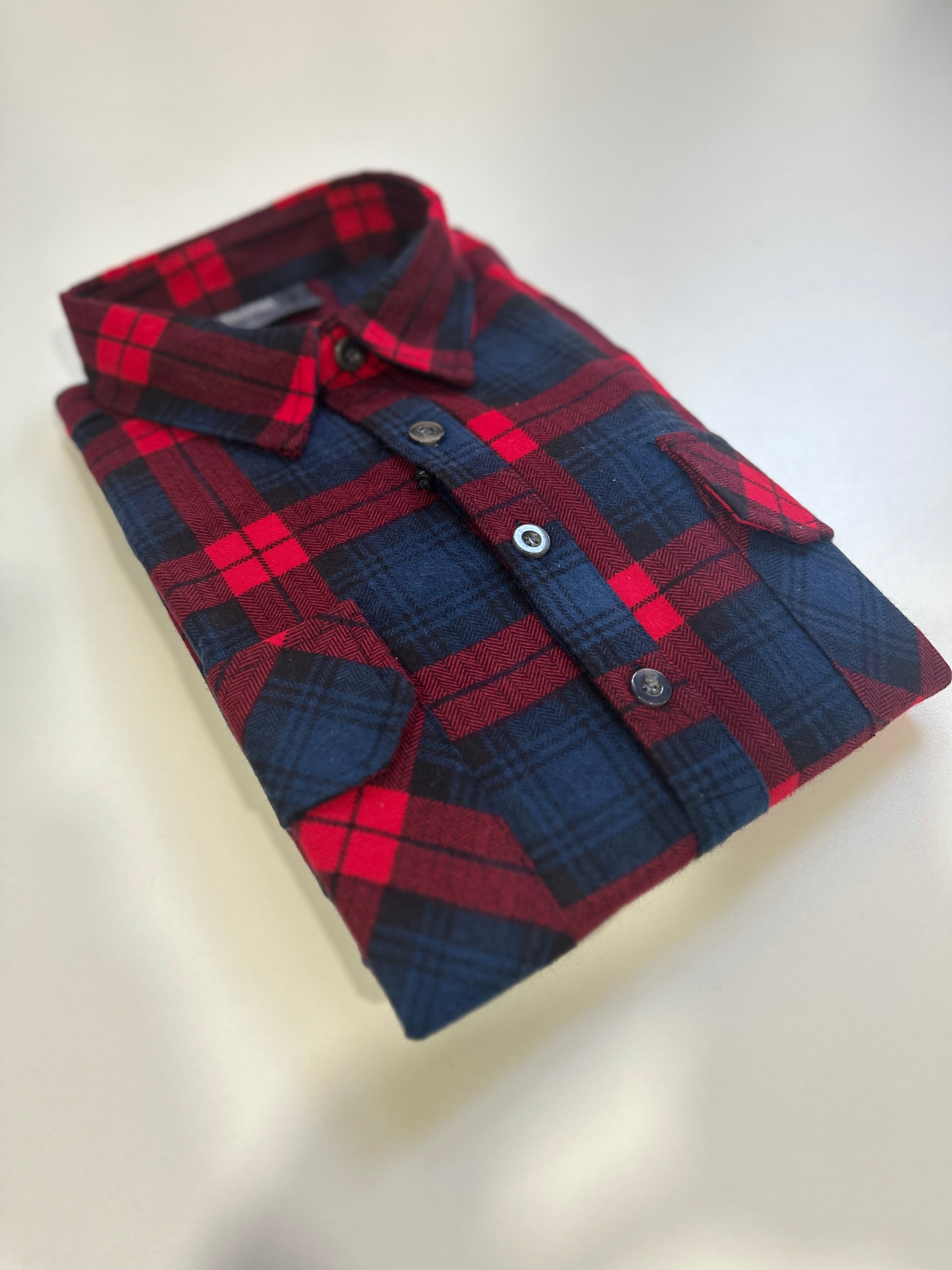 Pilgrim Clothing Company | Woven Shirts | Flannelette Shirts